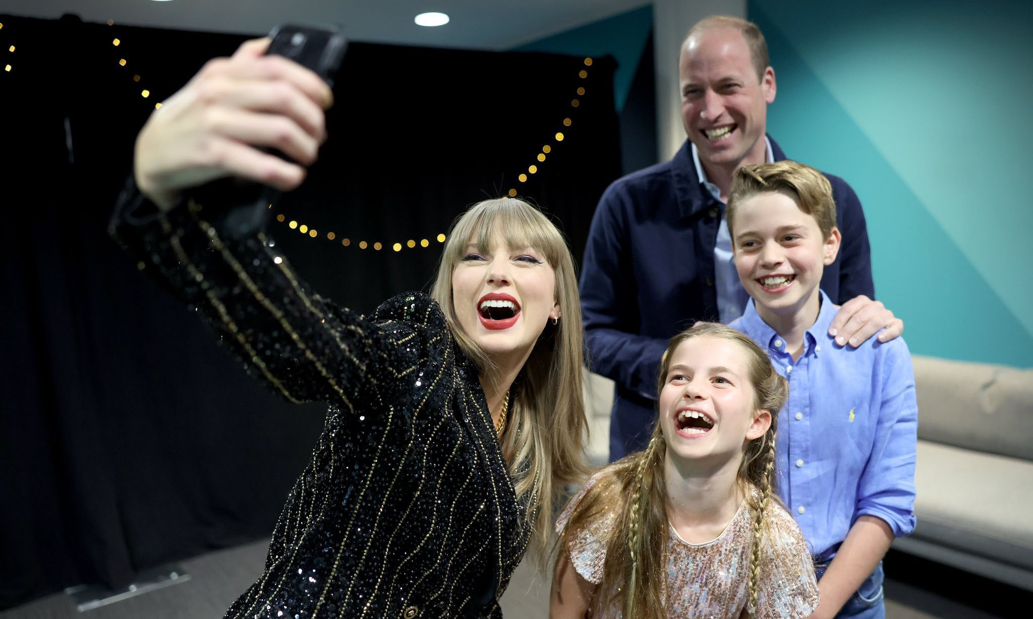El príncipe William celebra su cumpleaños en el concierto de Taylor ... El príncipe William celebra su cumpleaños en el concierto de Taylor ...
