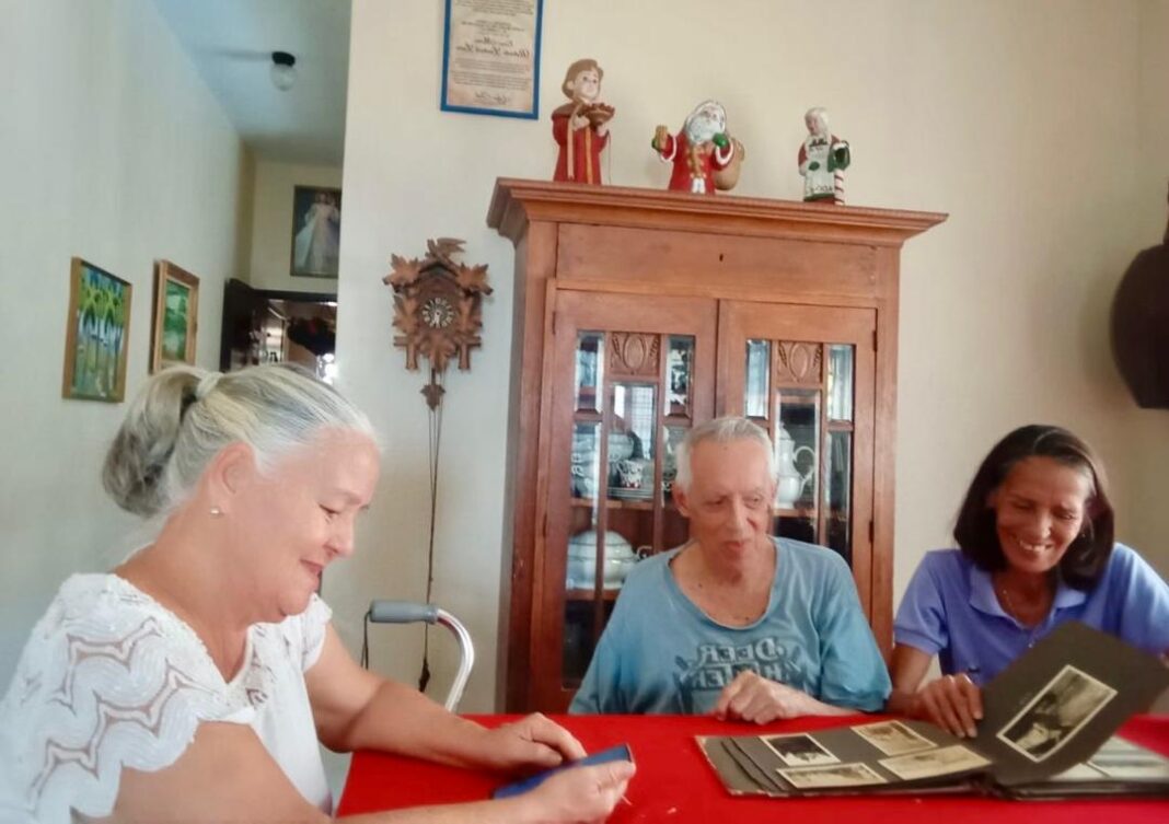 Walter Robert Wilhelm Lückert Wehner ayuda a desarrollar la industria ...